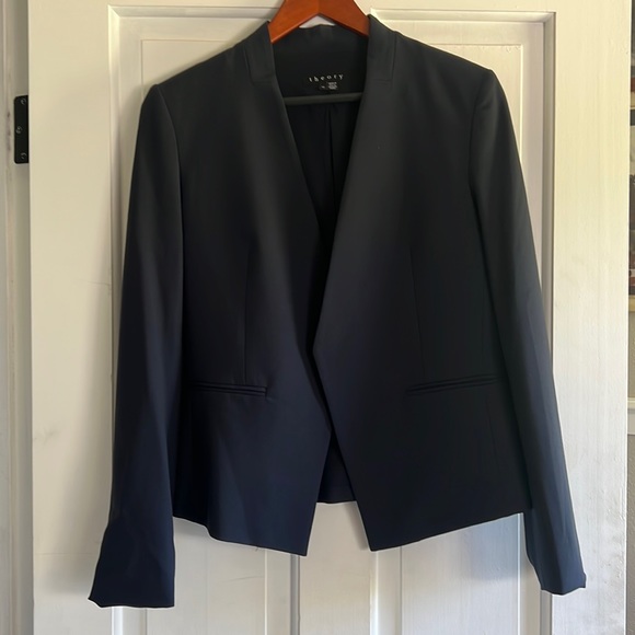 Theory | Jackets & Coats | Lightly Worn Theory Suit Jacket In Navy ...